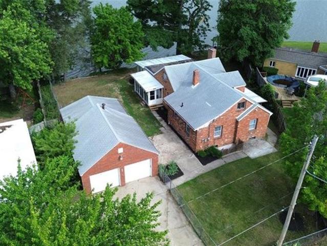 4047 Mitchell Dr, Genesee, MI 48506