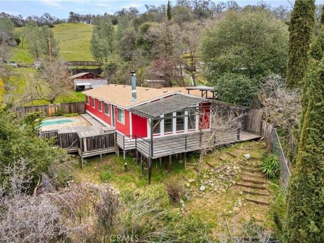 4047 Foothill Dr, Lucerne, CA 95458