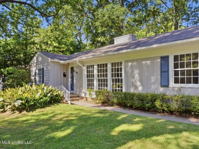 4047 Robin Drive