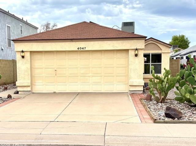 4047 W Camino Vivaz, Glendale, AZ 85310