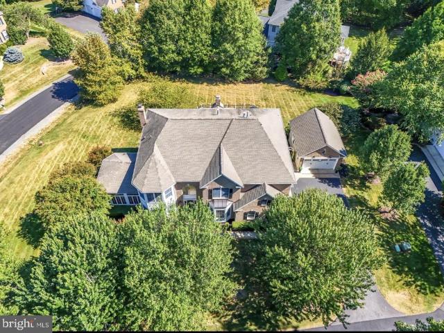 40488 Windcroft Lane