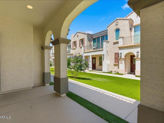 4048 E TOLEDO Street # 101