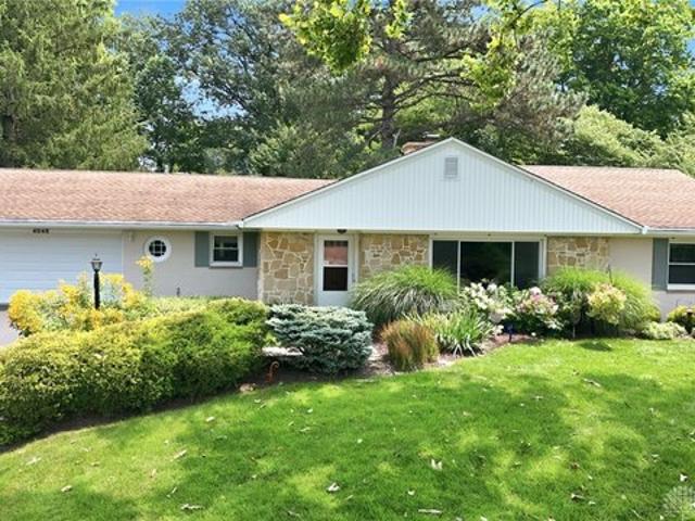 4048 Upham Rd, Kettering, OH 45429