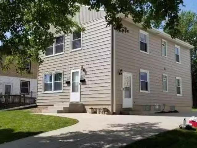 40497026 4702 W Howard Ave