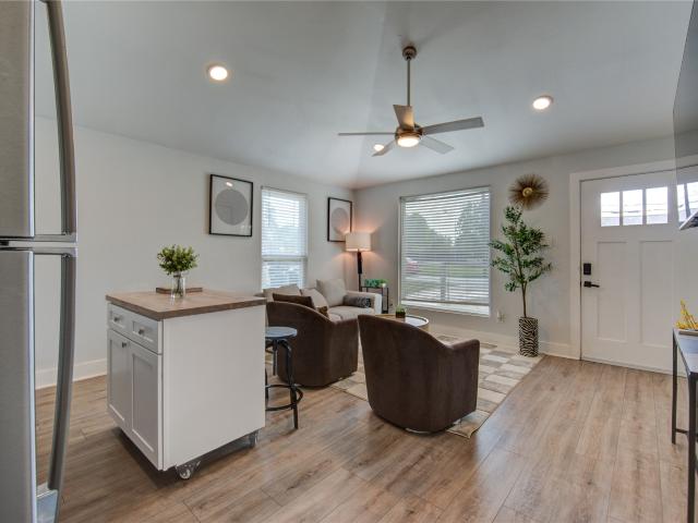 4049 Lucille St, Unit B, Houston, TX 77026 | MLS #71242