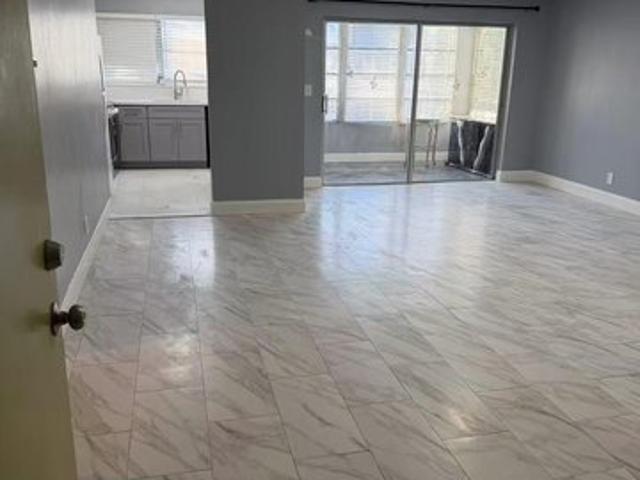4040 NW 19th St Unit 305, Lauderhill, FL 33313