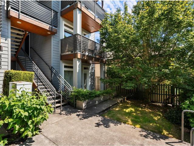 4040 n montana ave # 6