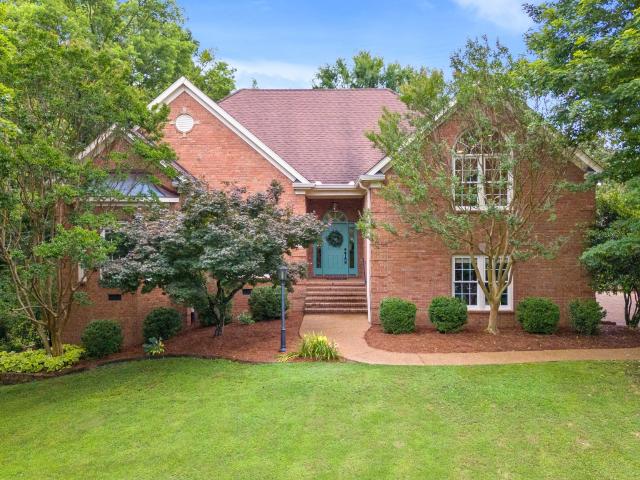 4040 Oxford Glen Dr