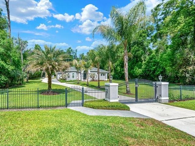 4040 Grand Ave, Deland, FL 32720