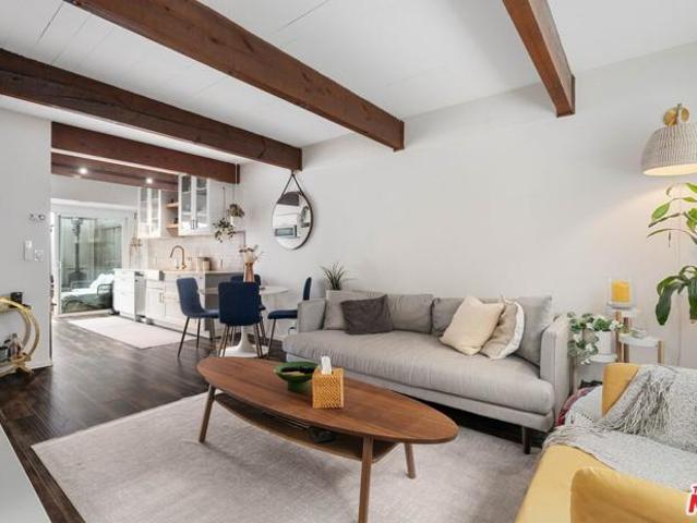 4040 Grand View Blvd #42, Los Angeles, CA 90066