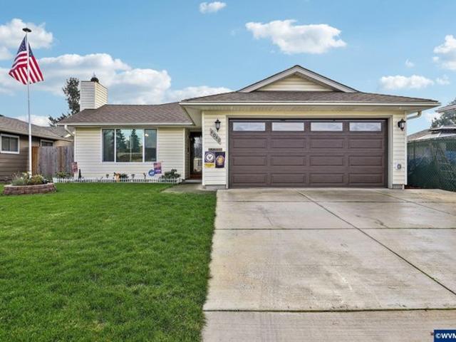4040 Penticton Cir NE, Salem, OR 97305