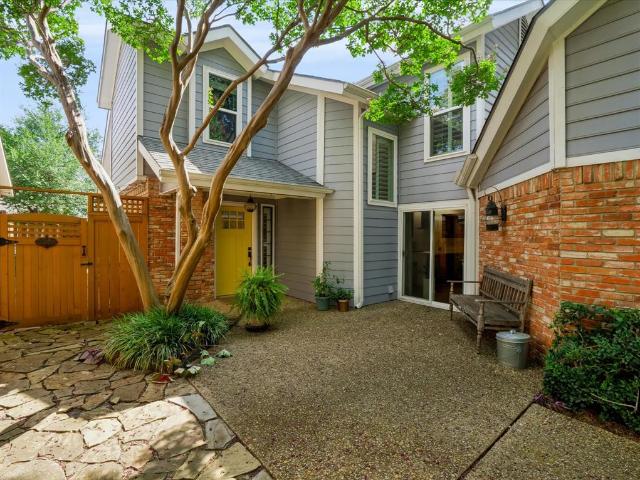 4040 Rive Lane