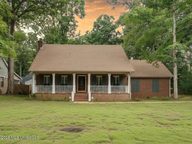 4040 Windermere Dr, Nesbit, MS 38651
