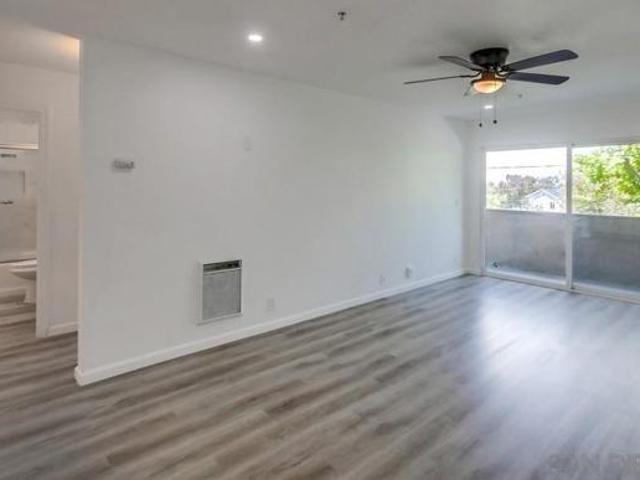 4041 Oakcrest Dr 306, San Diego, CA 92105