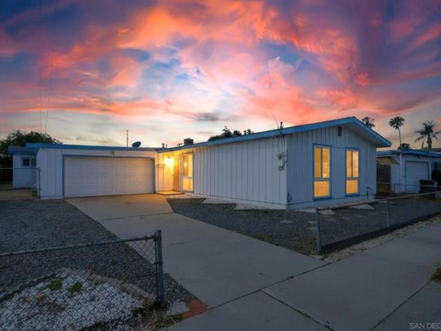 4041 Appleton St, San Diego, CA 92117