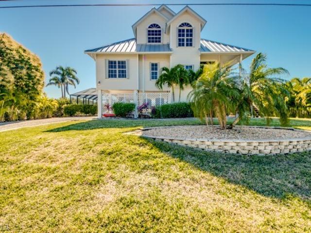 4041 Galt Island Ave, St. James City, FL 33956 | MLS #2026002