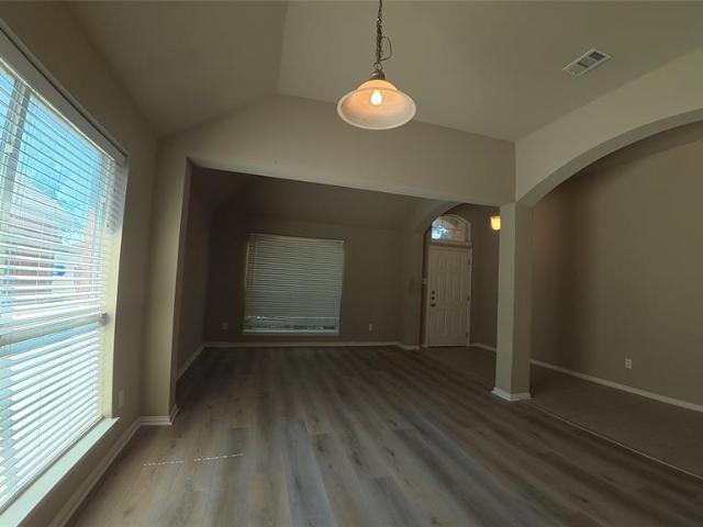 4041 Summerhill Lane