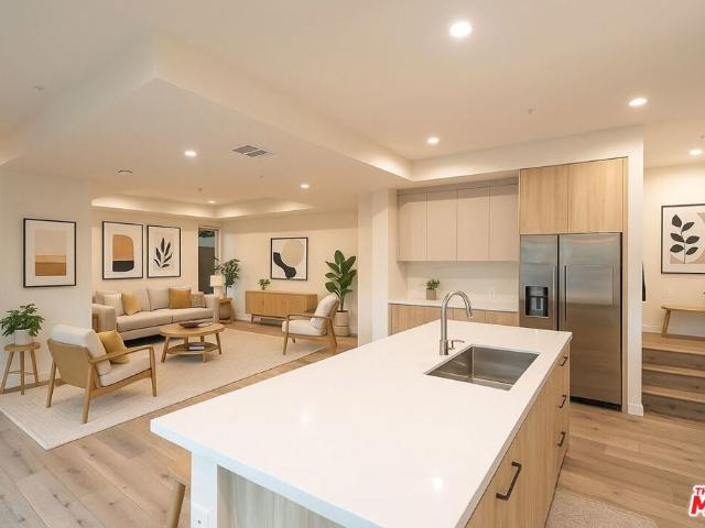 4041 Sawtelle Boulevard B