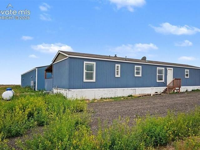 40425 Funk Rd, Ramah, CO 80832