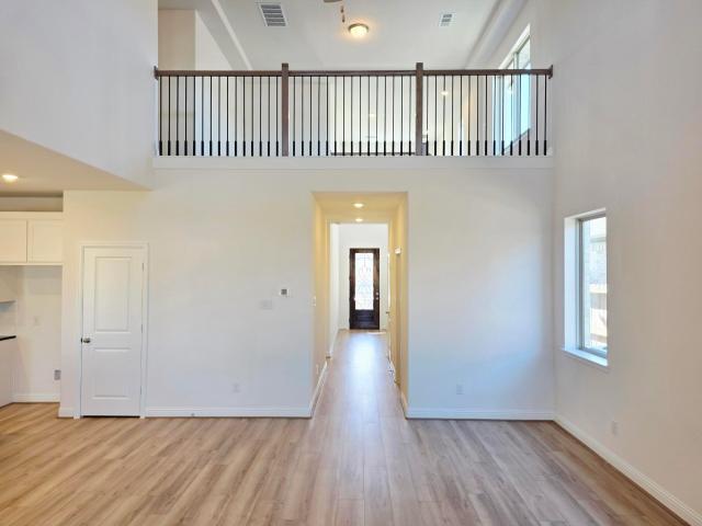 4042 Apiary Point