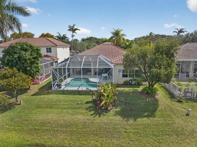 4042 Pinewood Ln, Weston, FL 33331 | MLS #F10551 | Compass