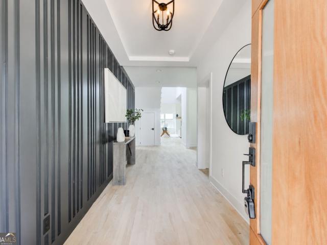 4043 Comanche Drive