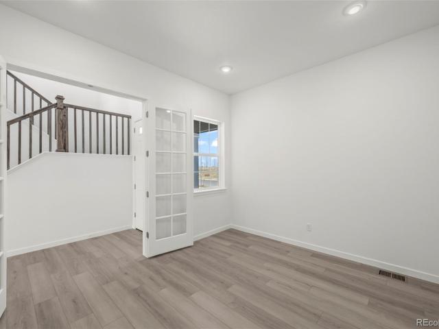 4043 Emerald Shore Drive