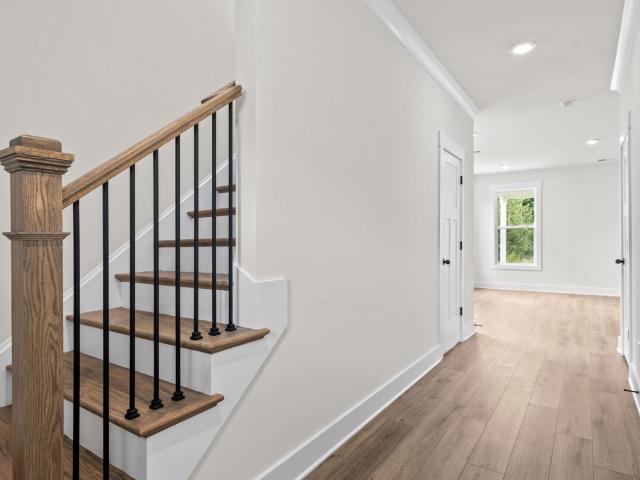 4043 Gaskill Dr