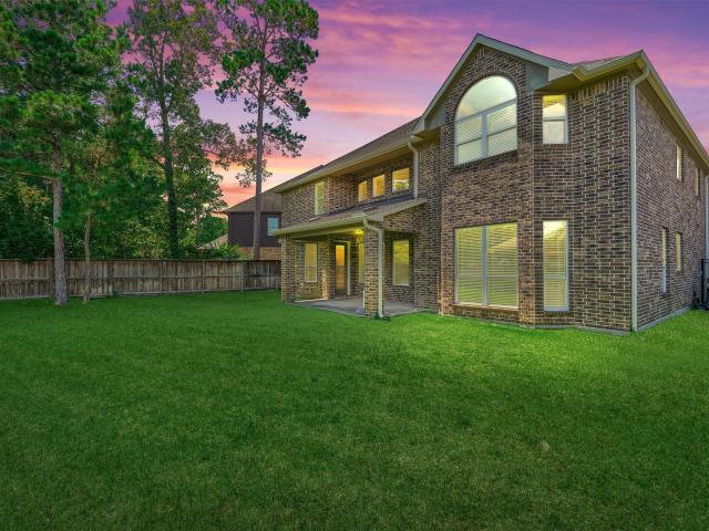 4043 Steep Woods Drive