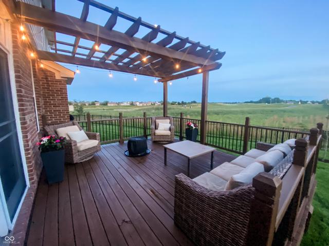 4043 Shady Pointe Row
