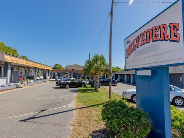 404 14th Ave S, Myrtle Beach, SC 29577