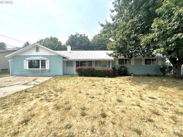 404 1st St, La Grande, OR 97850