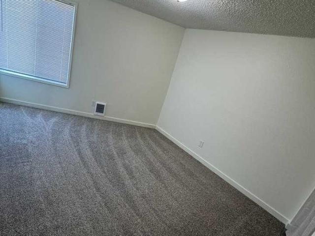 404 27th St SE 2 Bedroom Apartment for Rent at 404 27th St Se, Auburn, WA 98002 South Auburn