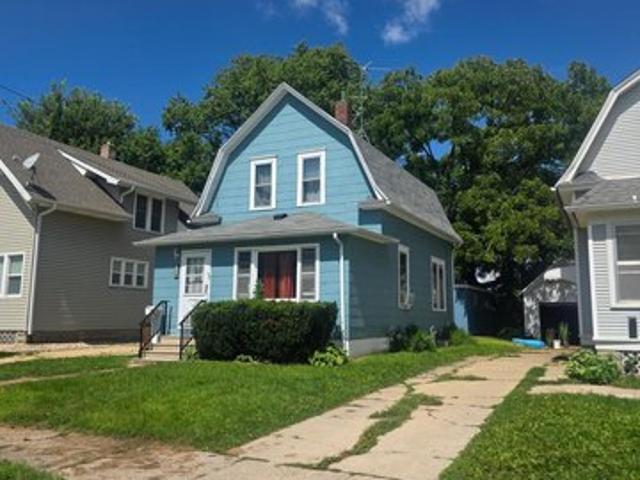 404 4th Ave SW, Austin, MN 55912