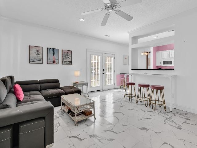 404 8th Ave. S