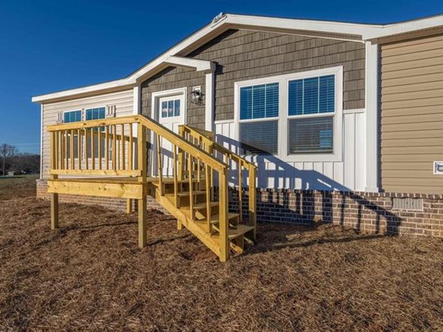 404 County Road 263, Florence, AL 35633