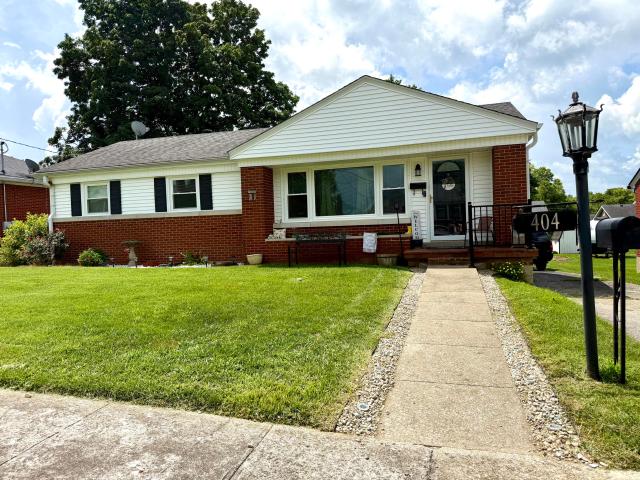 404 College Manor