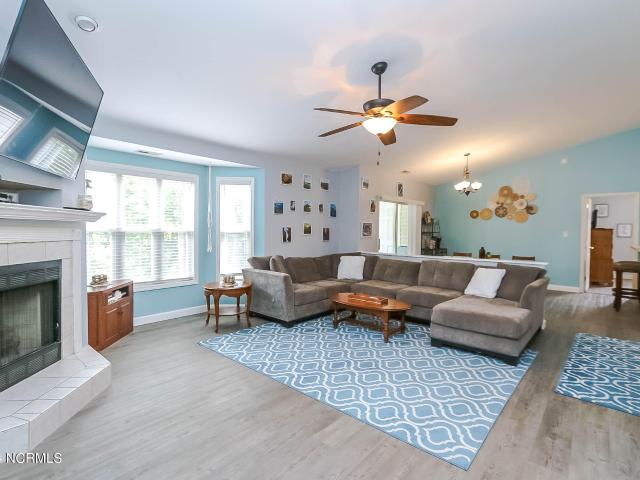 404 Commerce Avenue # D