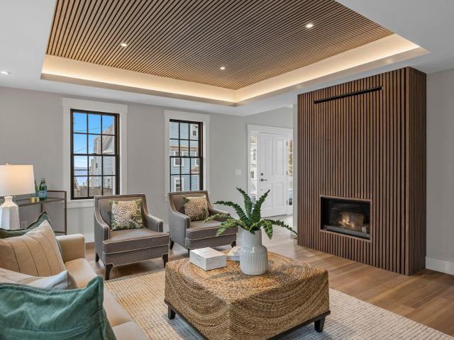 404 Commercial Street #1, Provincetown, US, MA