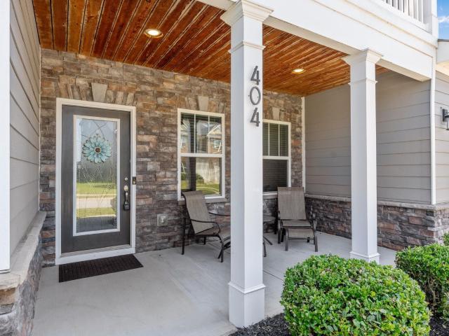 404 Cattail Hollow Way