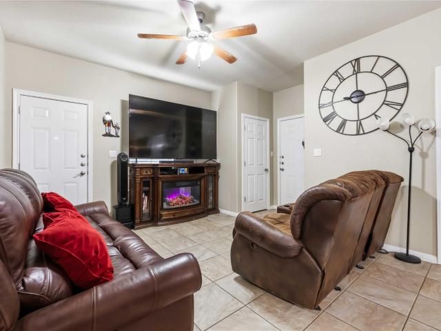 404 Carl Shipp Dr