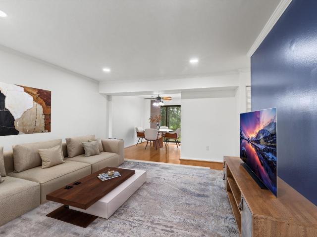 404 A Willow Turn
