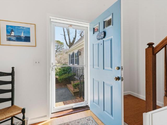 404 Admiralty Hts # 404