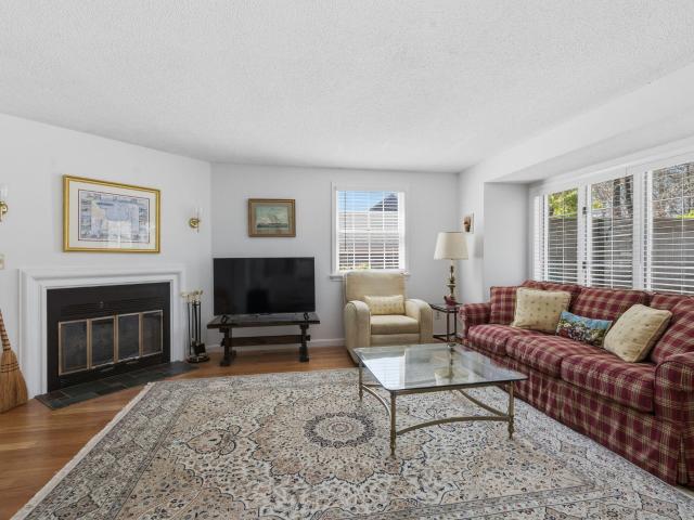 404 Admiralty Heights UNIT 404