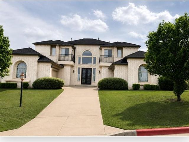 404 Aria Dr, Austin, TX 78738