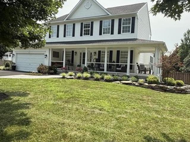 404 Autumn Chase Ct, Purcellville, VA 20132