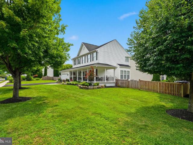 404 Autumn Chase Court