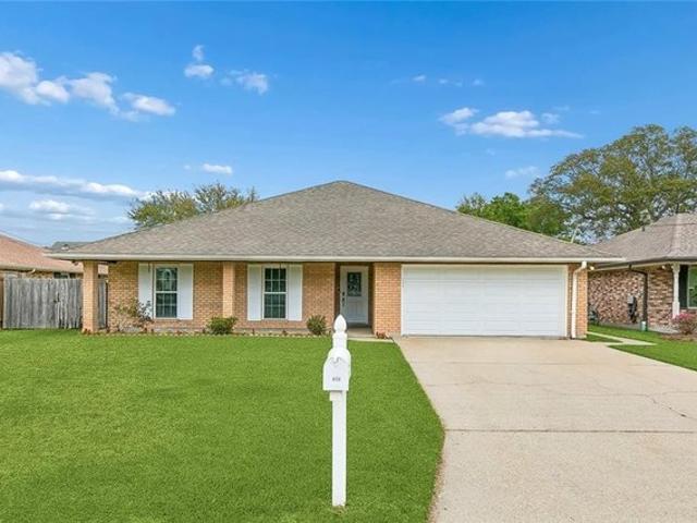 404 Avenue A, Belle Chasse, LA 70037