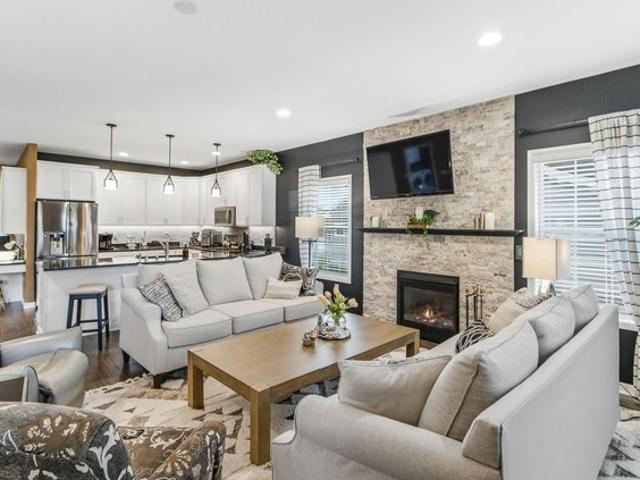 404 Bella Way, Sun Prairie, WI 53590