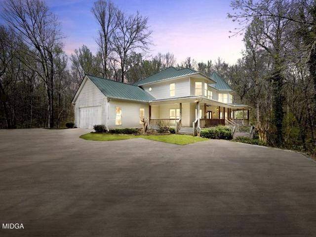 404 Blue Store Rd, Forsyth, GA 31029